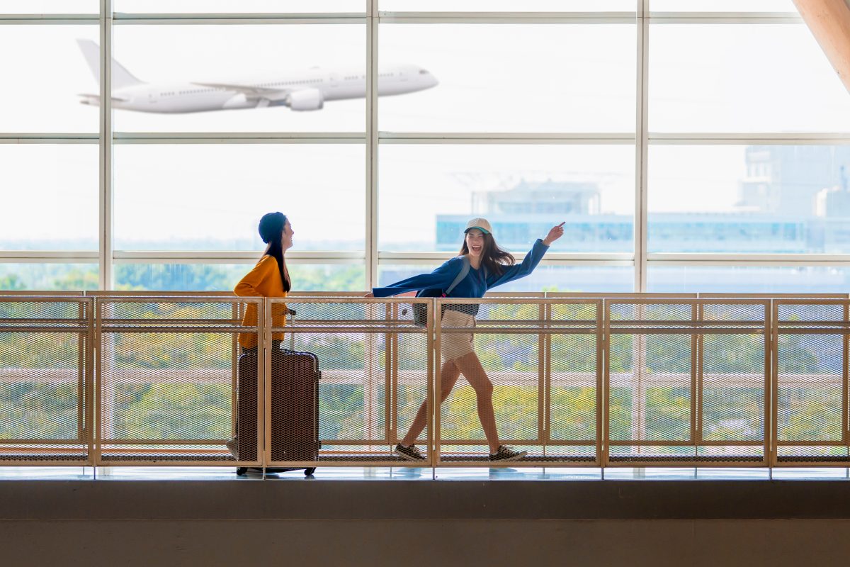 Куда студенты уезжают из России: как переехать за границу, программы ...